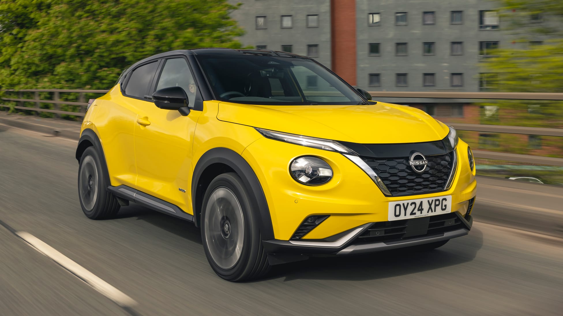 Nissan Juke Review 2025 | Top Gear