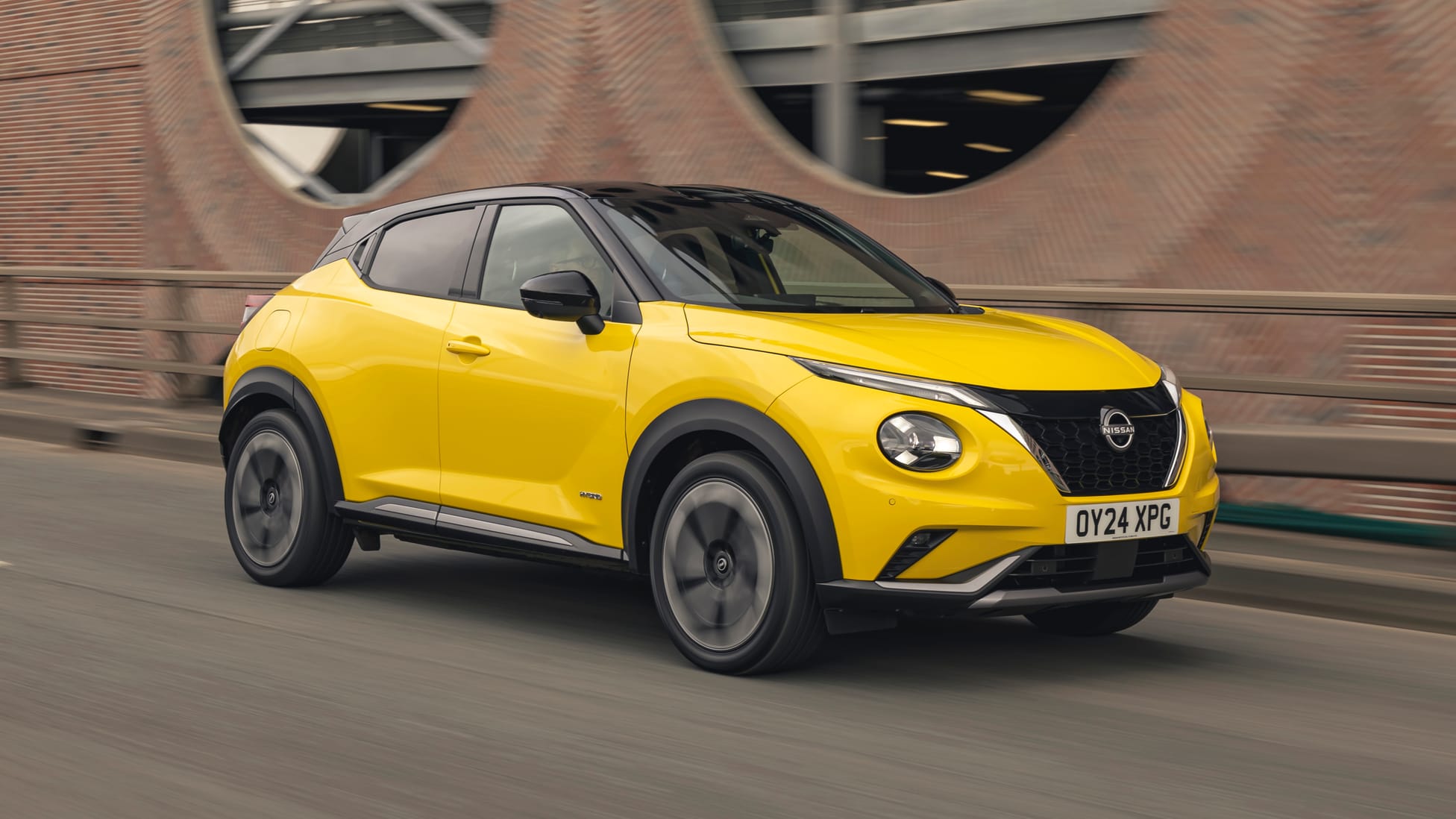 Nissan Juke Review 2025 | Top Gear