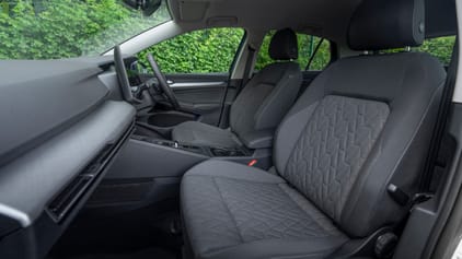 Volkswagen Golf (Mk8) Interior Layout & Technology | Top Gear