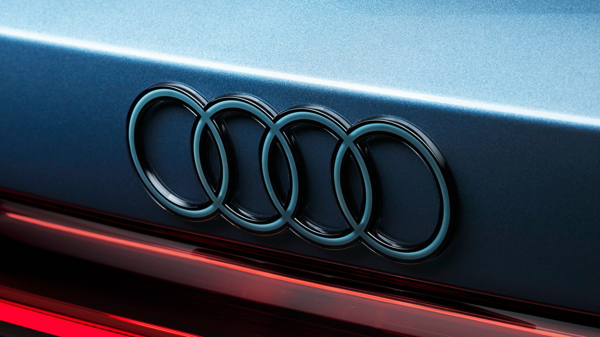 Audi renames again: A4 is Audi Small, A6 is Audi Medium, and A8 to be ...