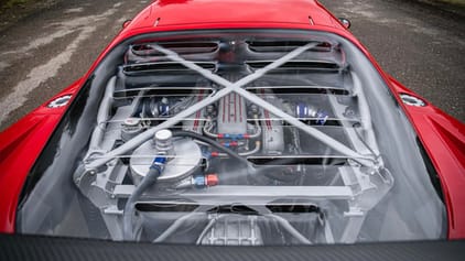 Got £600k? Here’s a competition-grade Ferrari F40… with a naturally ...