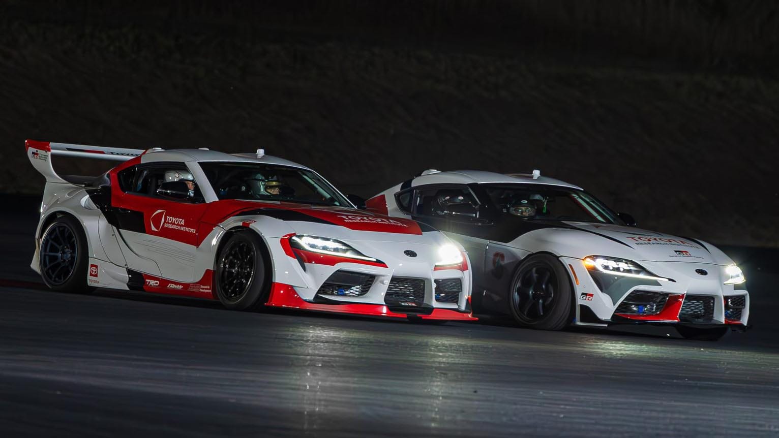Toyota has completed the world’s first autonomous twin-drift in a pair ...