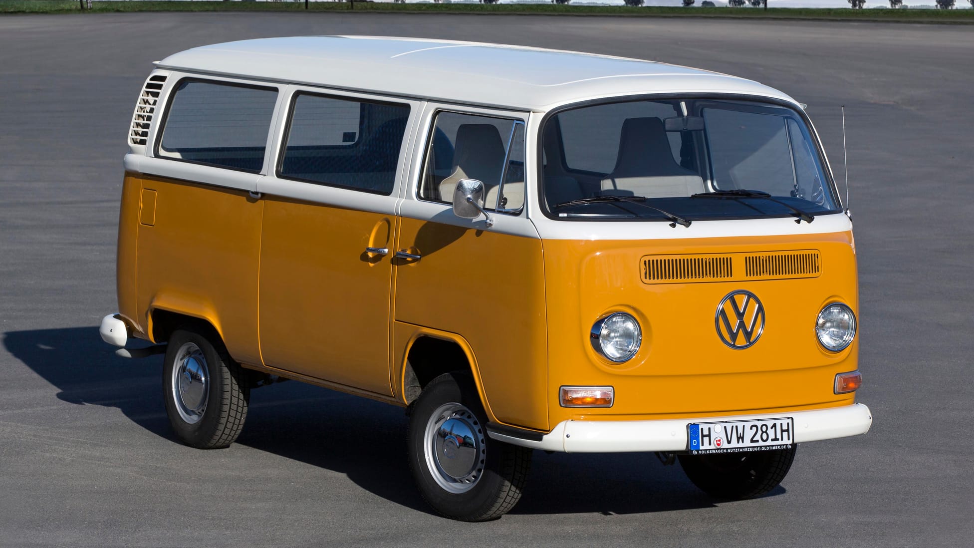 These are the best Volkswagen Campervan generations, as voted by you ...