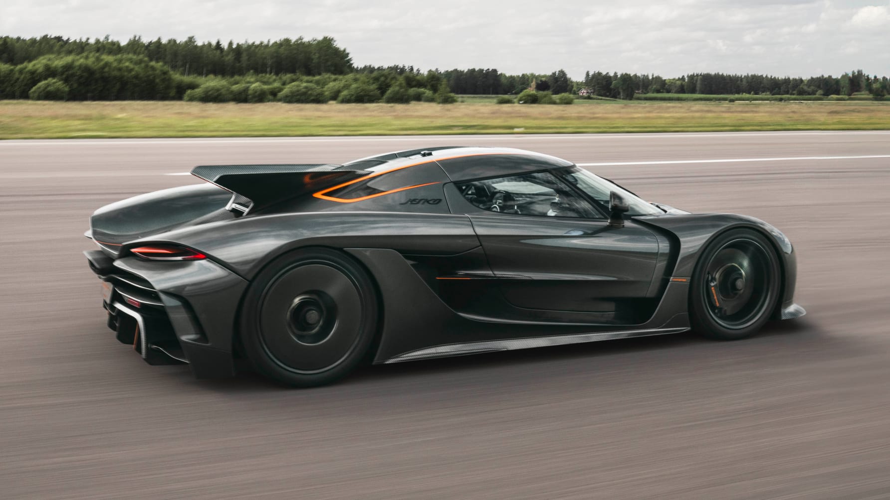 Koenigsegg has broken its own 0-400-0kph world record | Top Gear