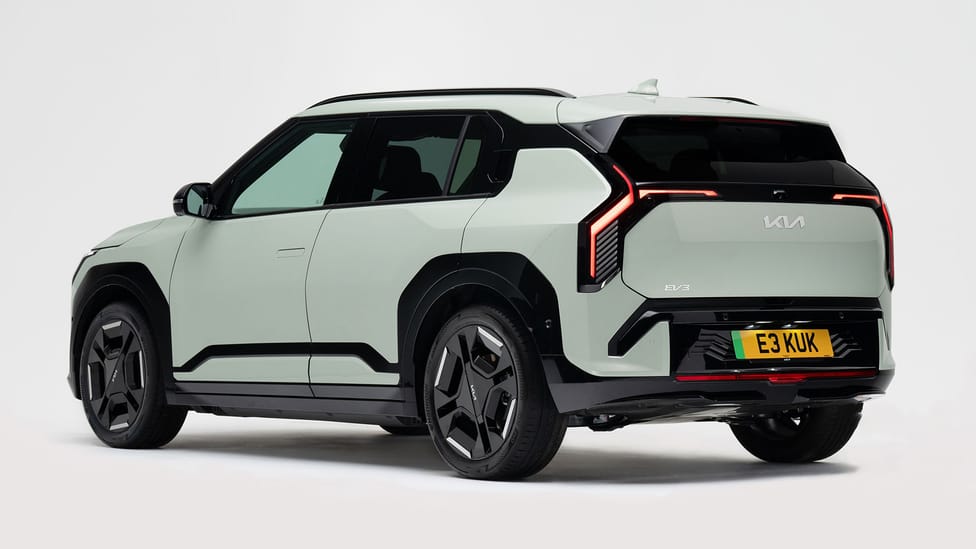 Kia’s sporty 346-mile EV3 GT-Line will cost less than £40k... | Top Gear