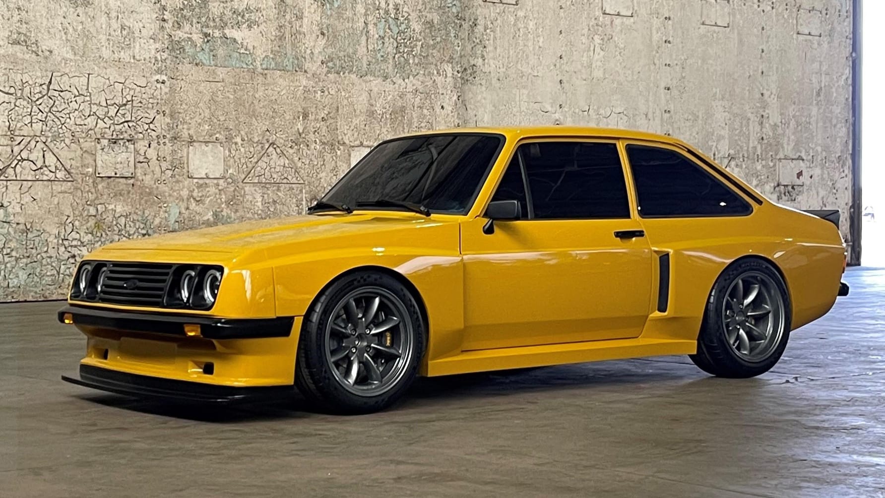 Oh hello! This is MST’s MK2 EVO-X, and it's a 365bhp rally car for the ...