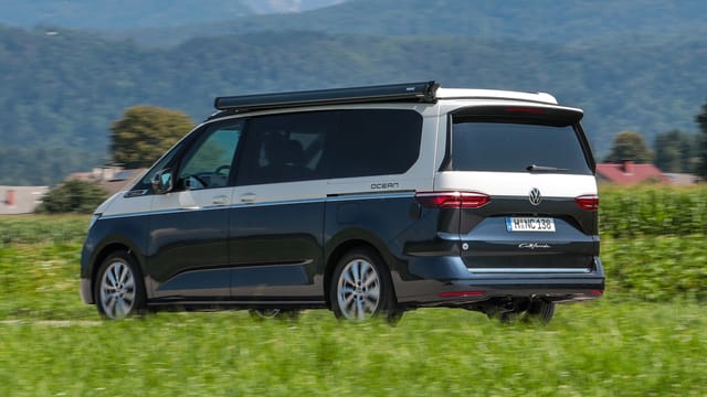 Volkswagen California Interior Layout & Technology | Top Gear