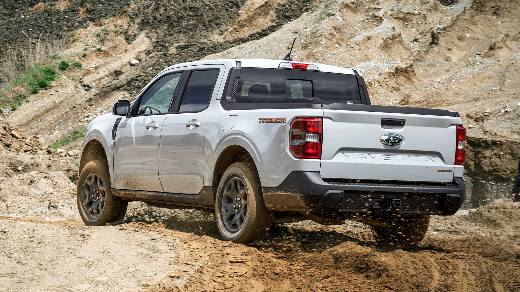 Ford Maverick (US) Interior Layout & Technology | Top Gear