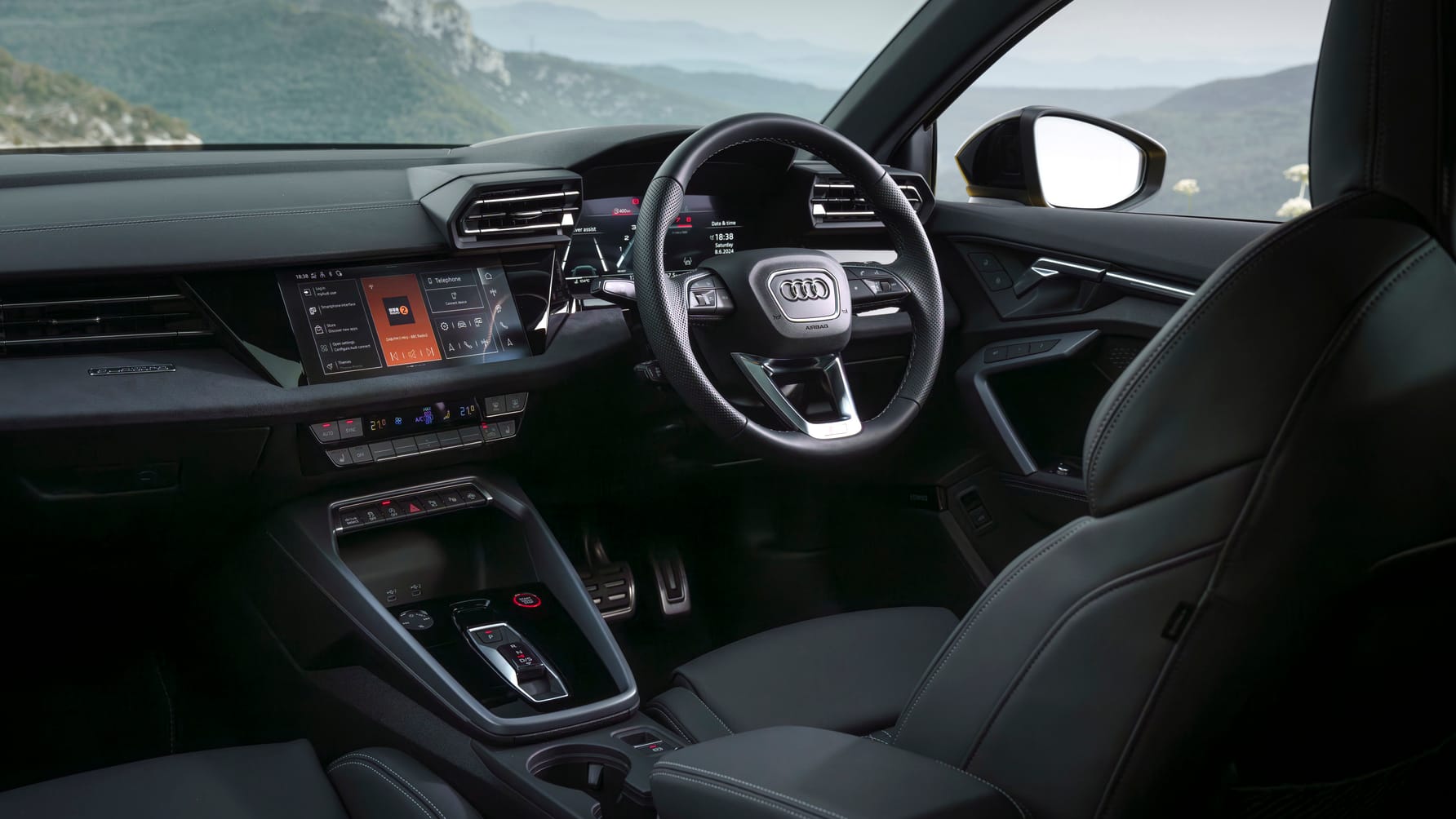 Audi S3 Interior Layout & Technology | Top Gear