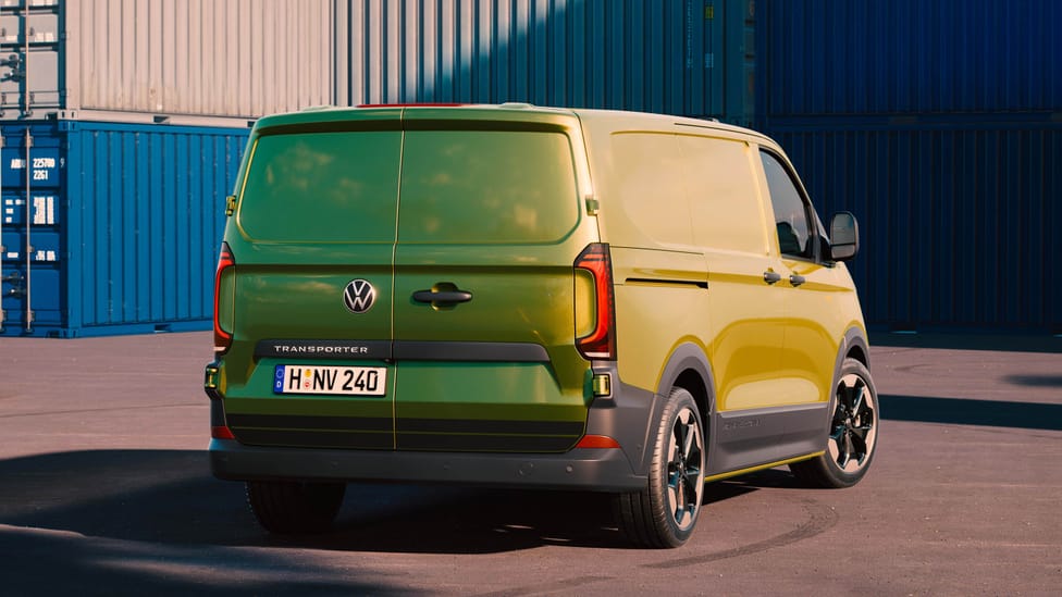 Volkswagen Transporter: all-new seventh gen gains more space and more ...