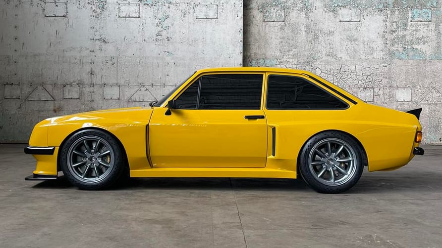 Oh hello! This is MST’s MK2 EVO-X, and it's a 365bhp rally car for the ...