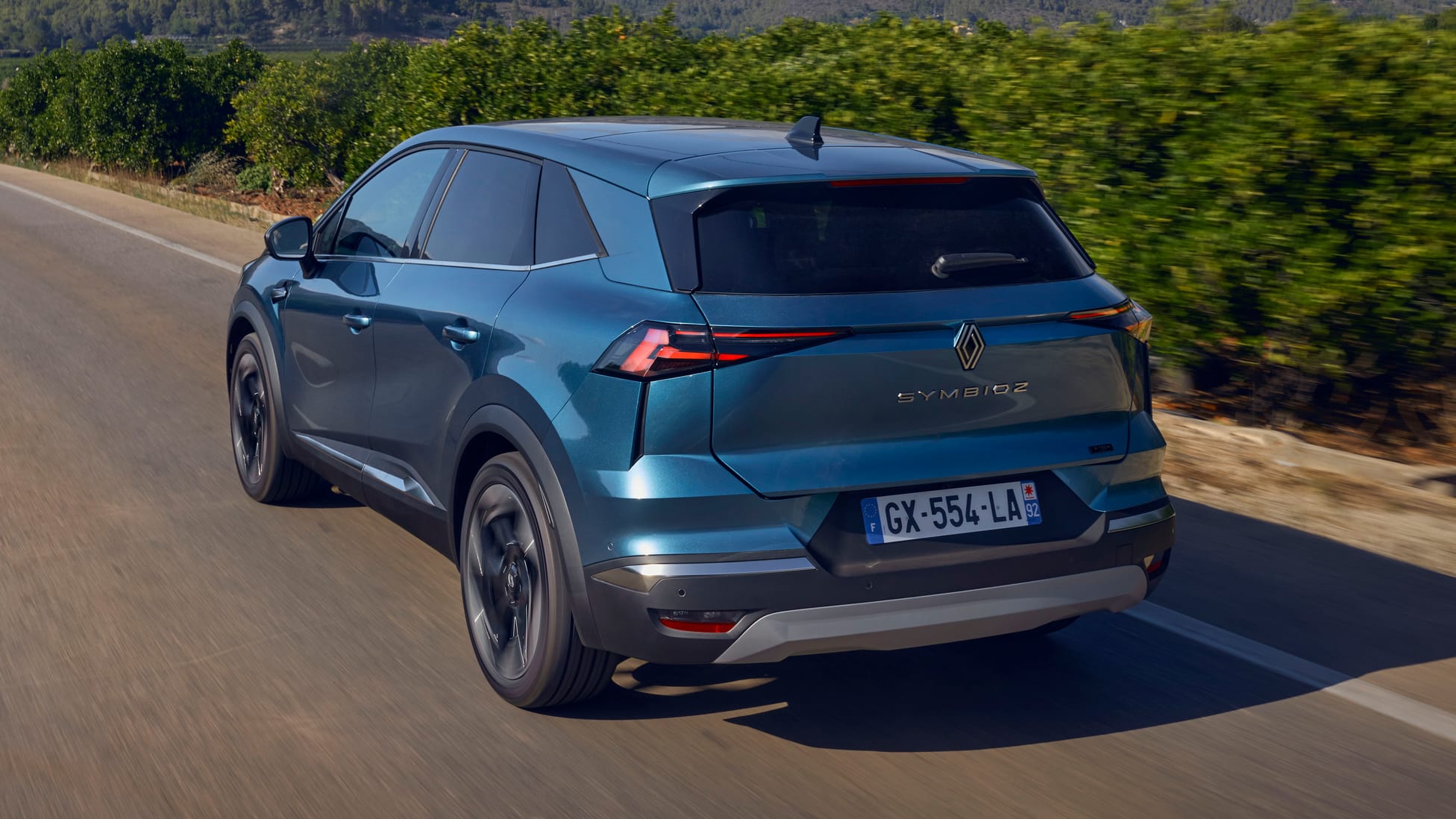 Renault Symbioz Interior Layout & Technology | Top Gear