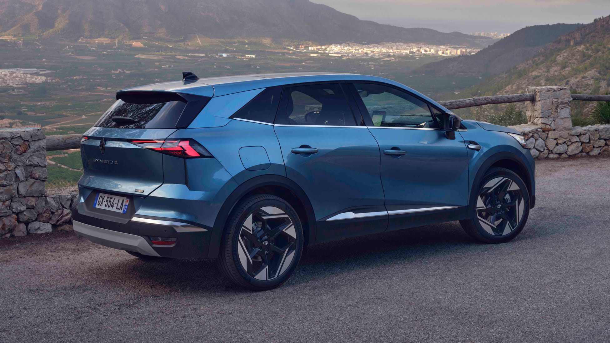 Renault Symbioz Review 2026 | Top Gear