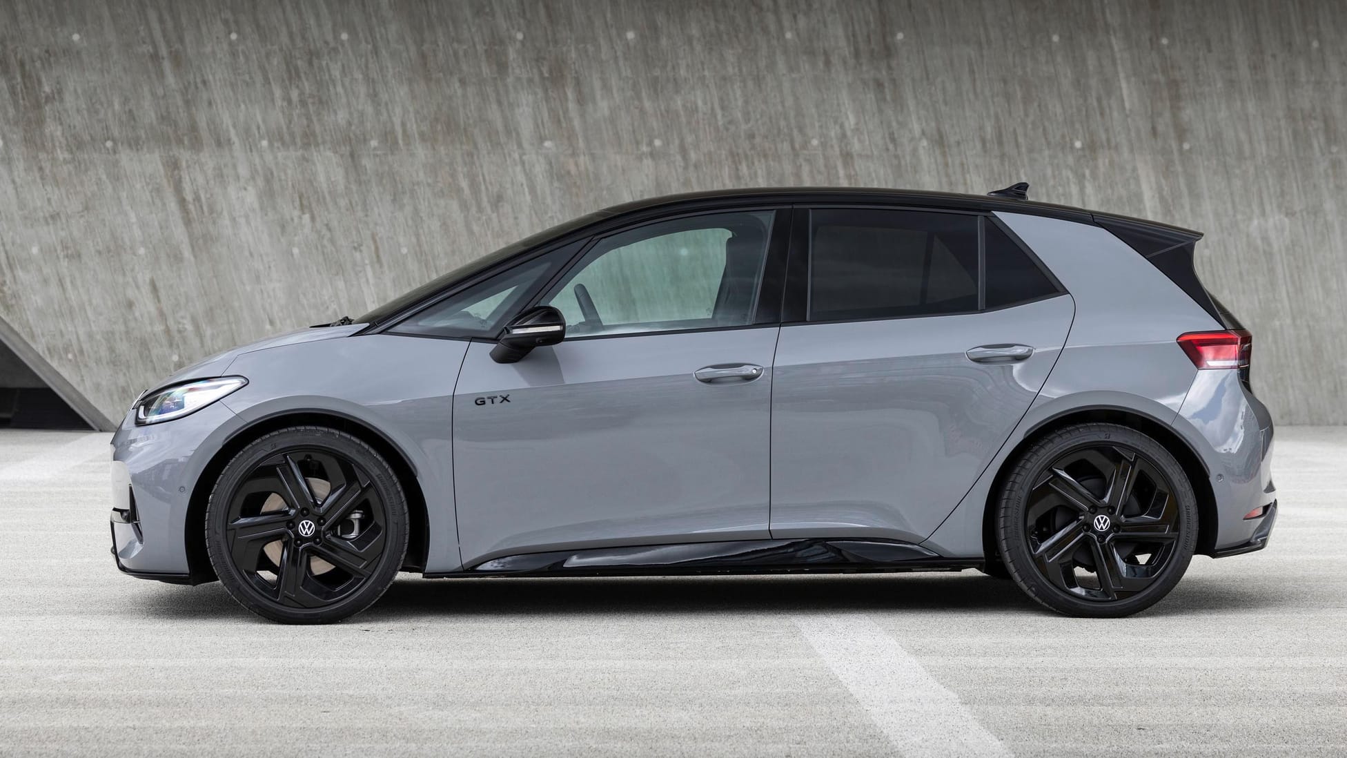 £46k for an electric VW Golf GTI? Meet the new 326bhp ID.3 GTX ...