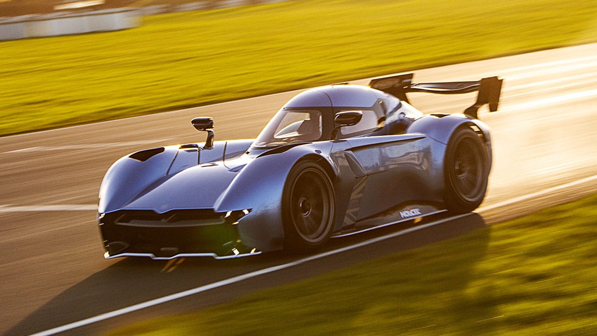 McMurtry Spéirling sets new record at ‘home’ track, is 4s faster than ...