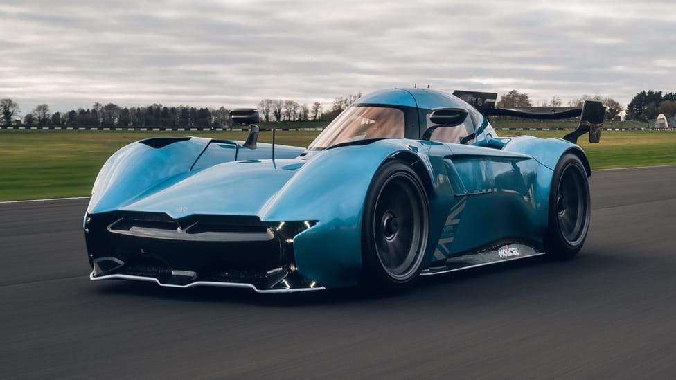 McMurtry Spéirling sets new record at ‘home’ track, is 4s faster than ...