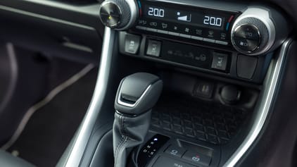 Toyota RAV4 Interior Layout & Technology | Top Gear