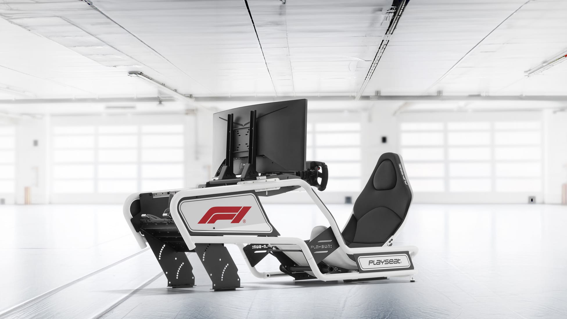 Watch F1® expert Karun Chandhok test these epic sim racing seats | Top Gear