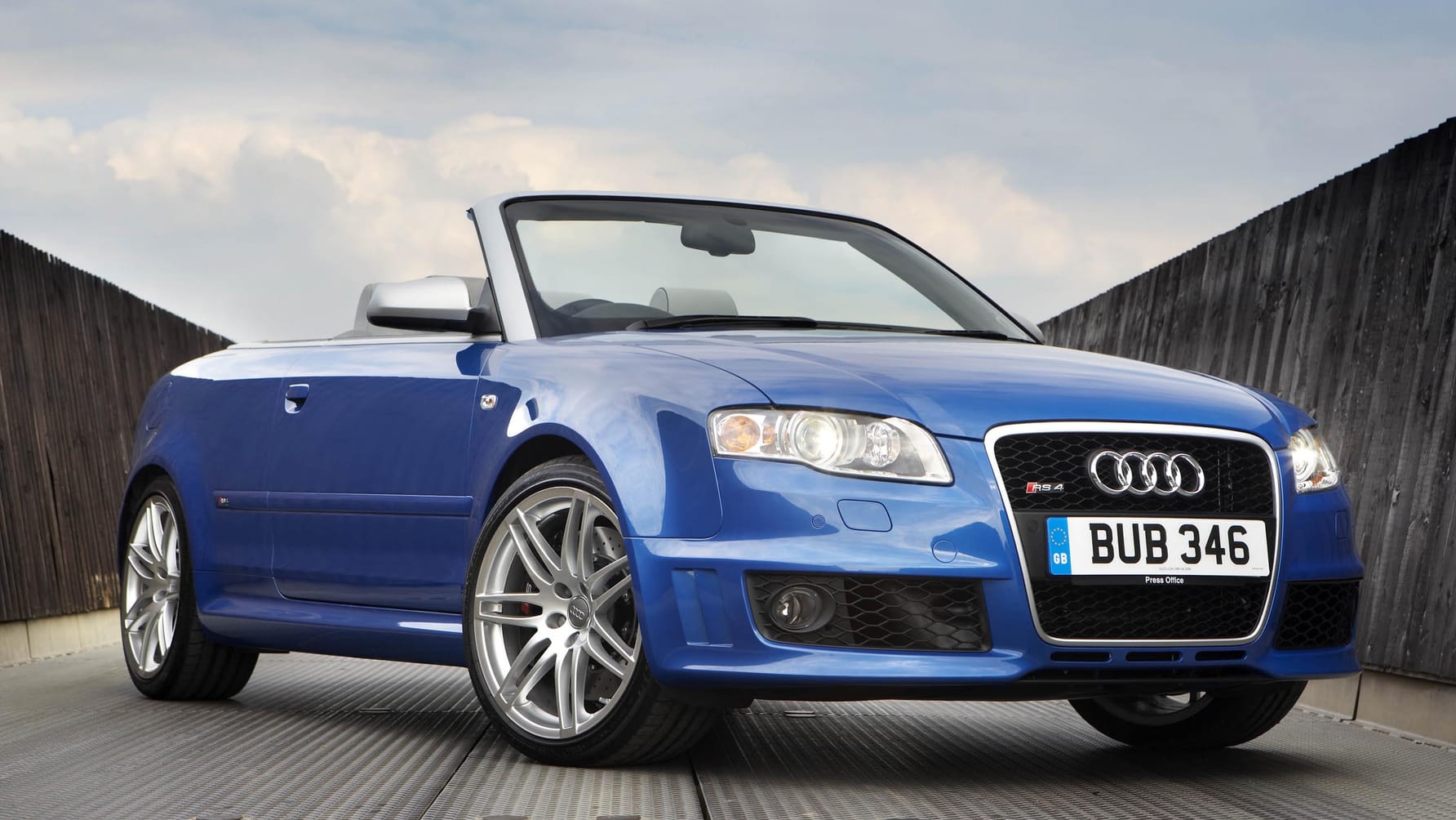 Here's a used B7 Audi RS4 cabriolet for just £10k | Top Gear