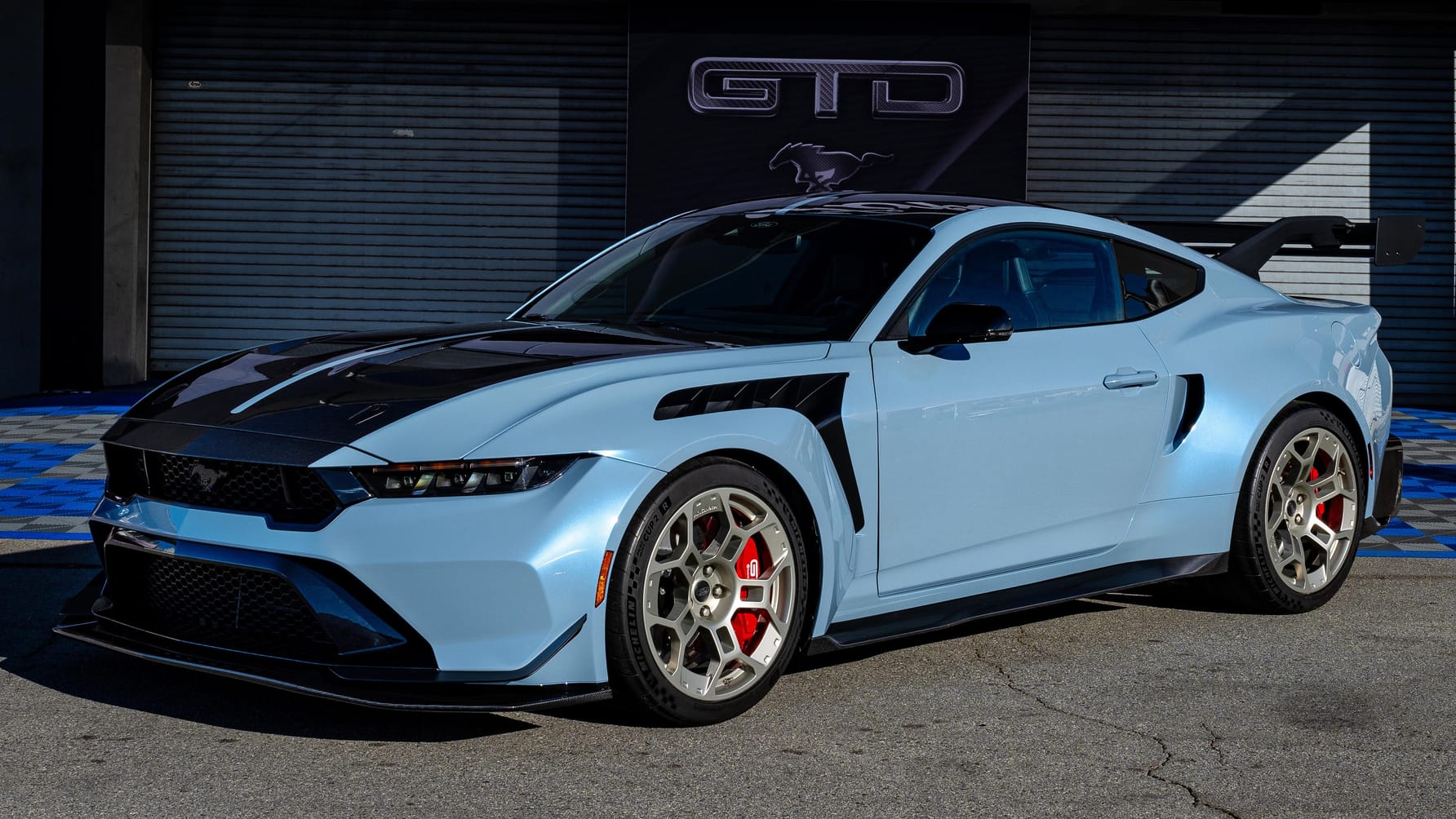 Ford has confirmed that its hardcore Mustang GTD makes 804bhp and hits ...