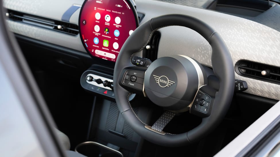 Mini Cooper Driving, Engines & Performance | Top Gear