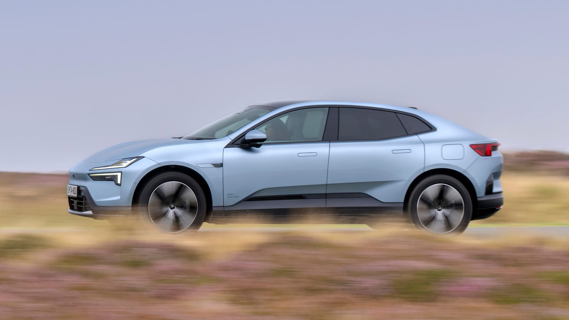 Polestar 4 Interior Layout & Technology | Top Gear