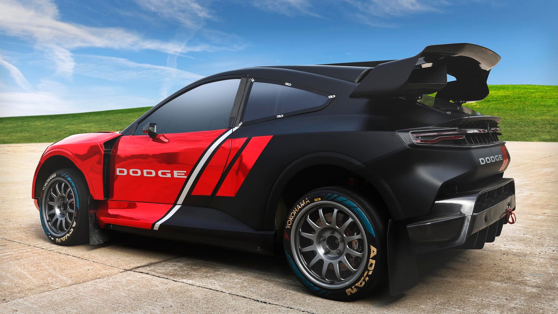 This electric Dodge rallycross car has 1,085bhp and gets to 60 in 1.4s ...