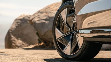 Volvo EX90 Interior Layout & Technology | Top Gear