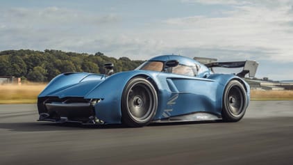 McMurtry Spéirling review: baby Batmobile is the fastest thing we've ...