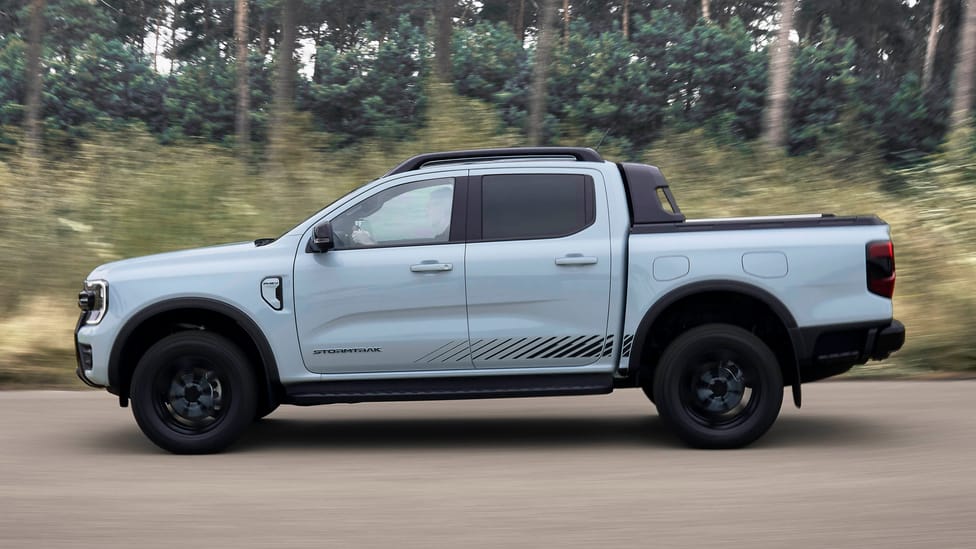 You can now have the Ford Ranger pickup with PHEV power | Top Gear