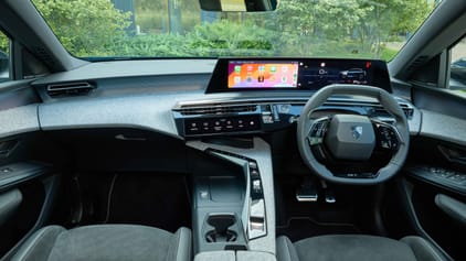 Peugeot 3008 Interior Layout & Technology | Top Gear