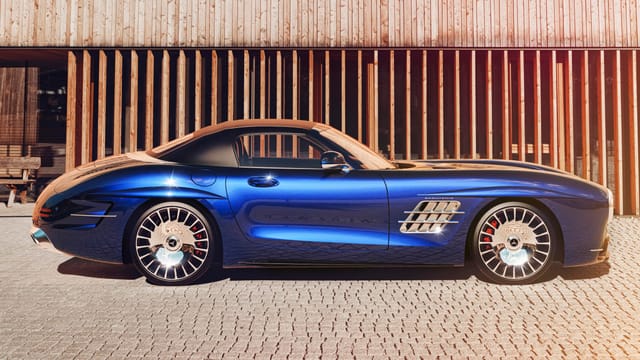 Retro coachbuilder Saoutchik has returned with a stunning 300 SL homage ...