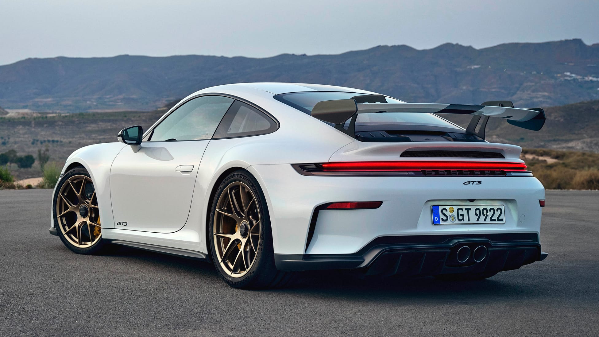 This is the updated, 503bhp Porsche 911 GT3 (and GT3 Touring) | Top Gear