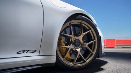This is the updated, 503bhp Porsche 911 GT3 (and GT3 Touring) | Top Gear