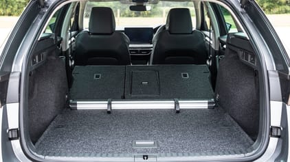 Skoda Octavia Estate Interior Layout & Technology | Top Gear
