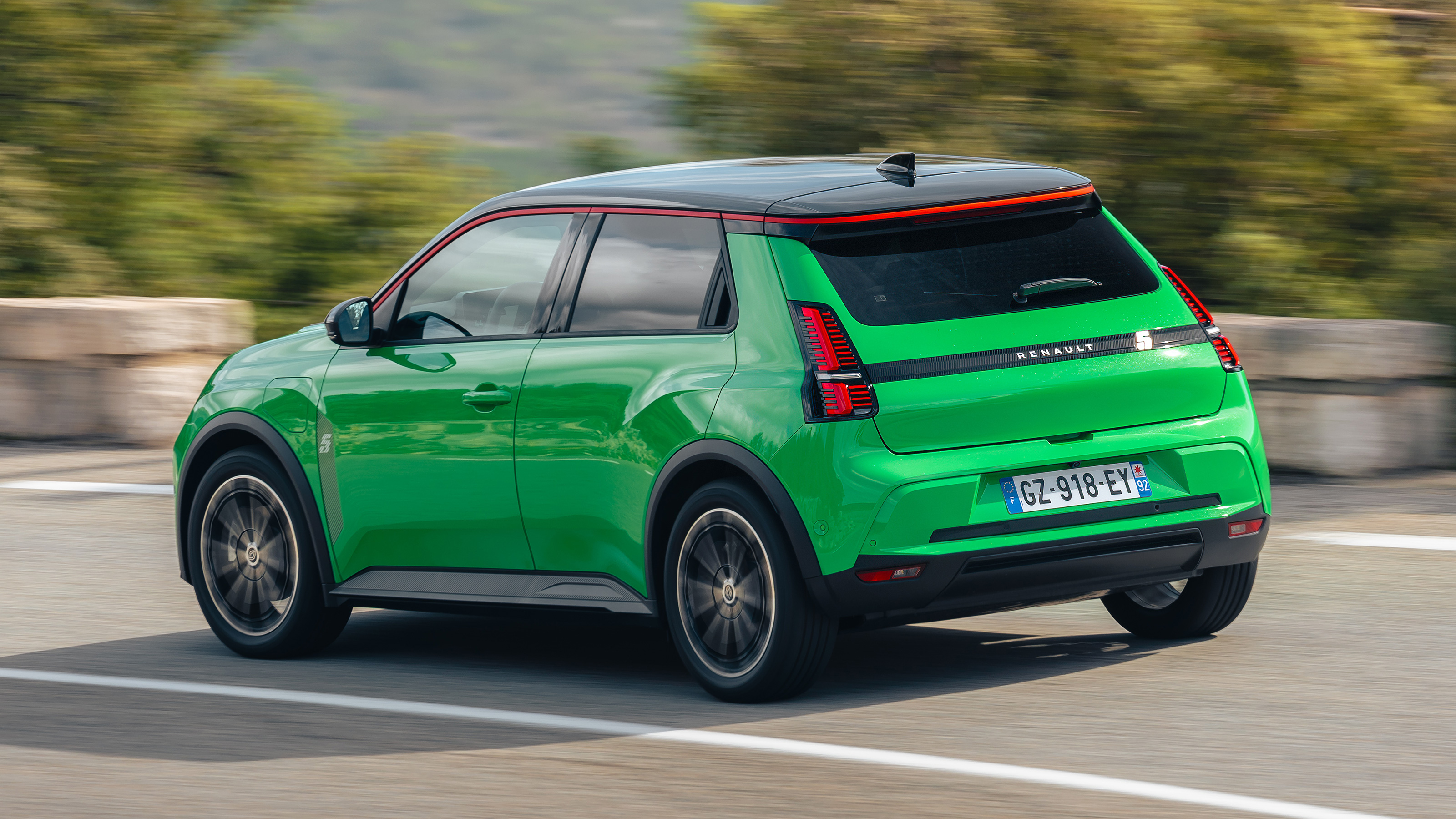 Renault 5 Review 2025 | Top Gear