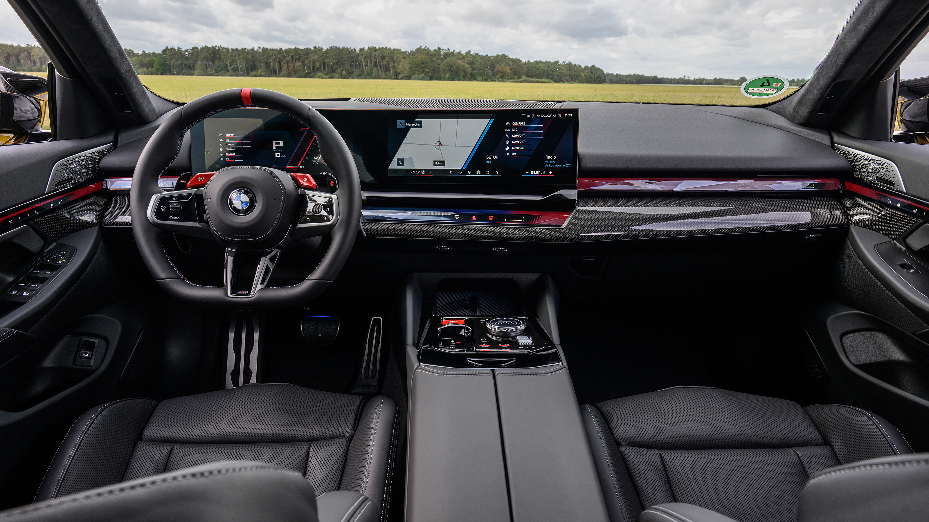BMW M5 Interior Layout & Technology | Top Gear