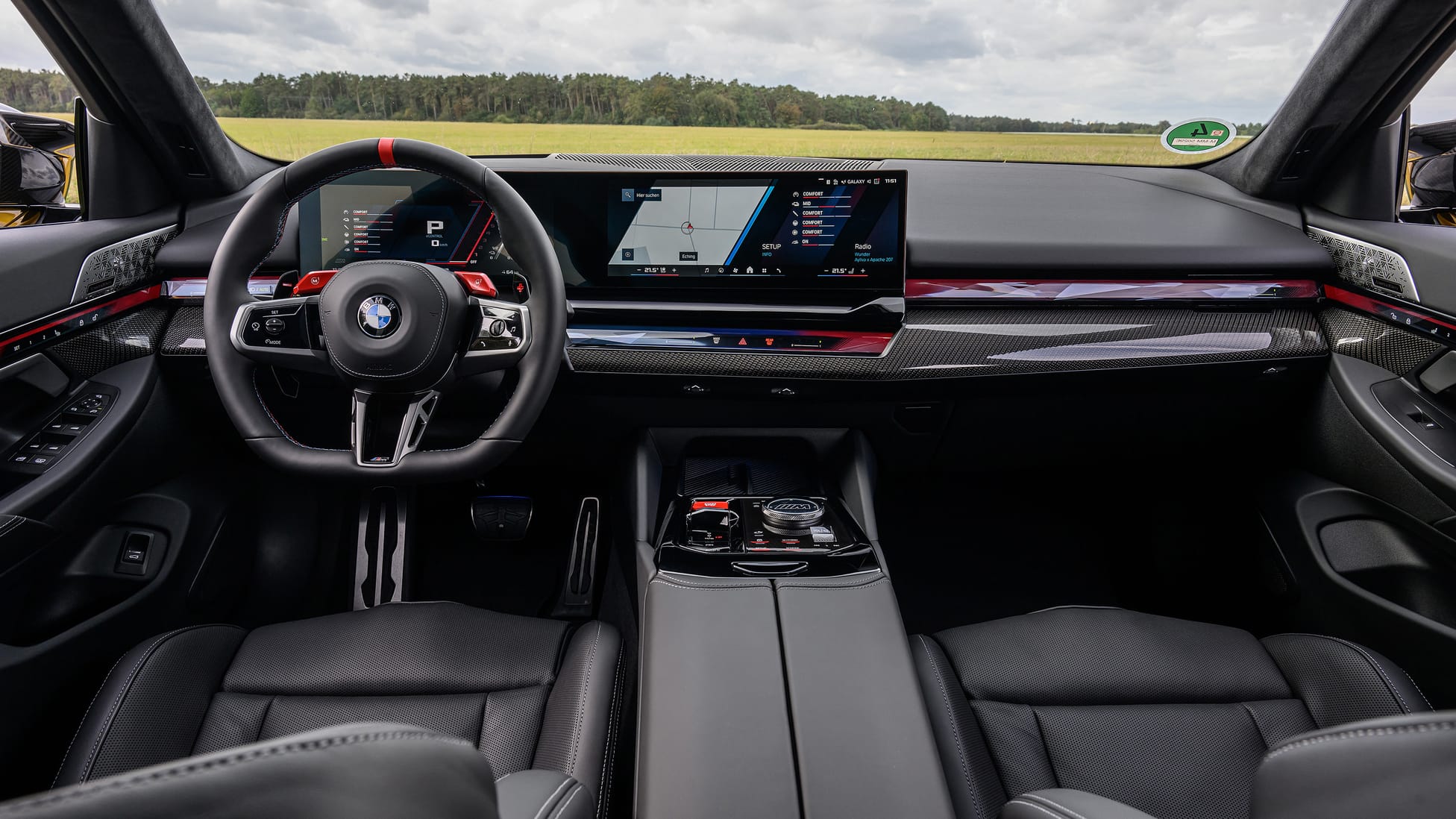 BMW M5 Interior Layout & Technology | Top Gear