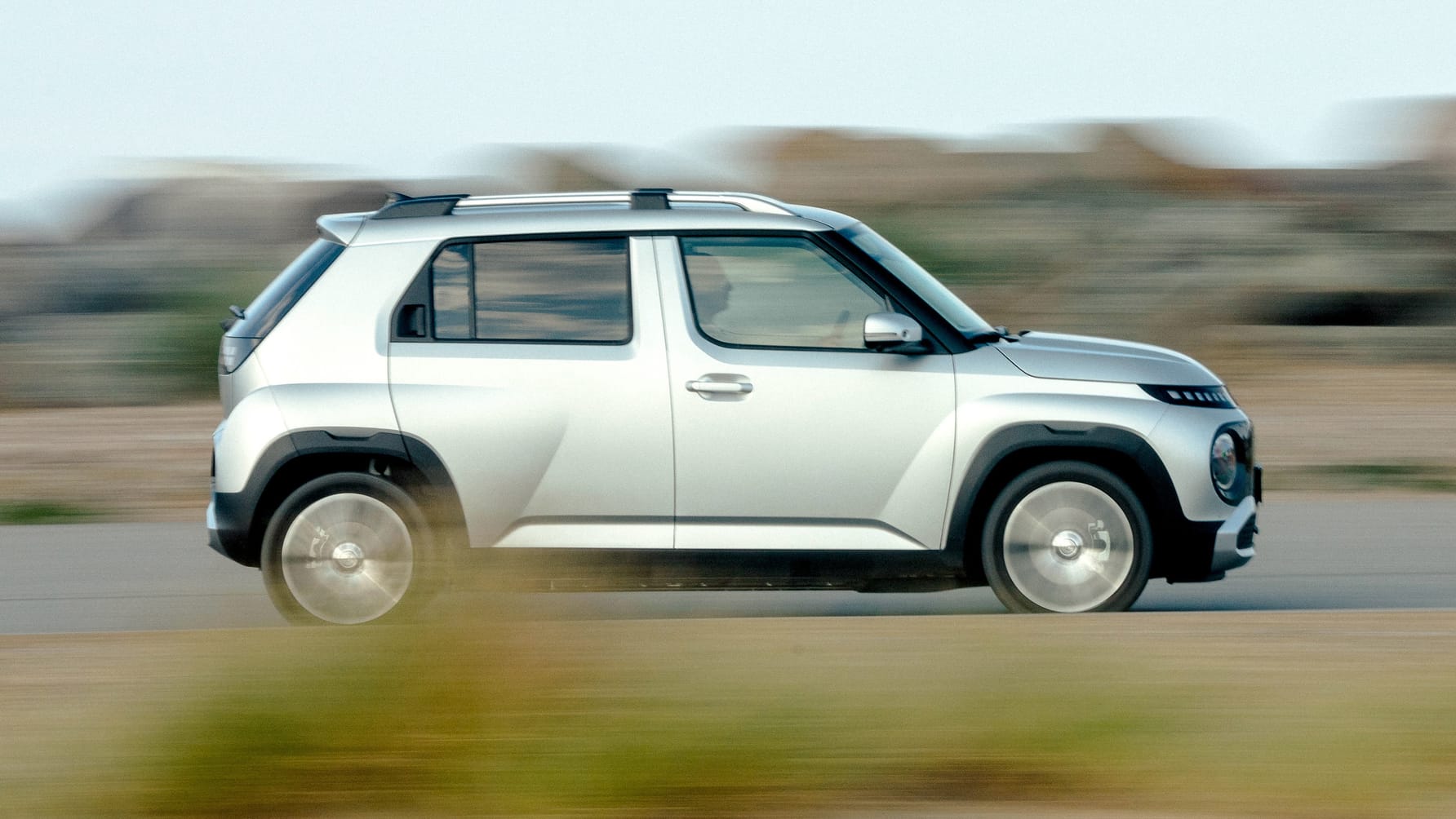 Hyundai Inster Interior Layout & Technology | Top Gear