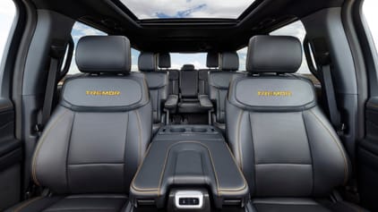 Ford Expedition Interior Layout & Technology | Top Gear