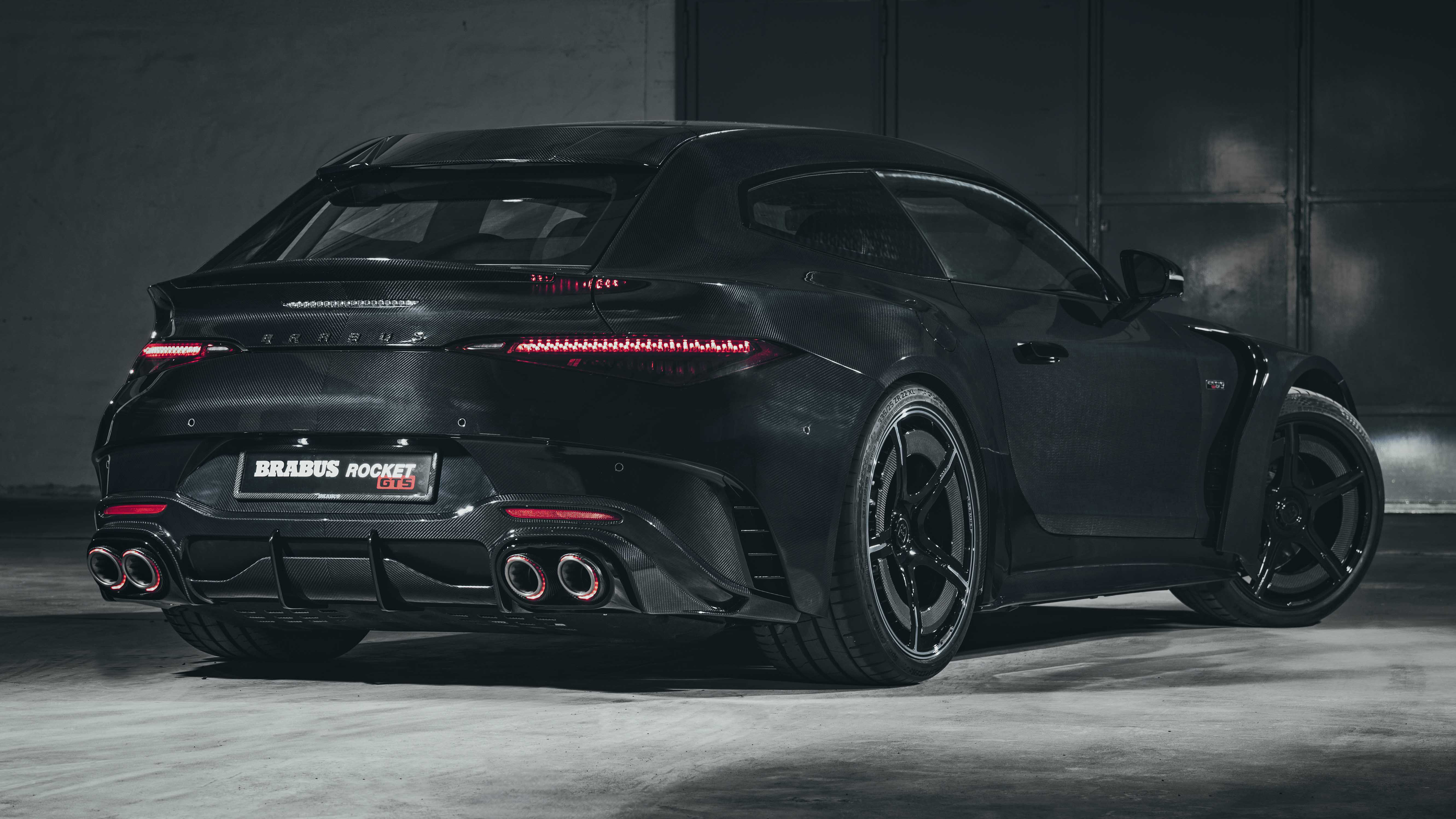 Brabus is bringing back the clown shoe with this 986bhp shooting brake ...