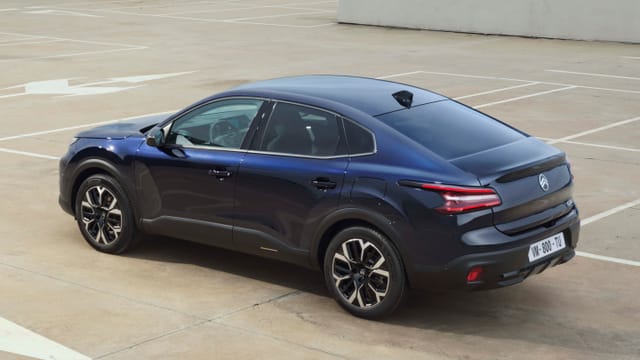 The fourth-gen Citroen C4 and C4 X have arrived | Top Gear