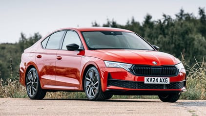 Skoda Octavia Interior Layout & Technology | Top Gear