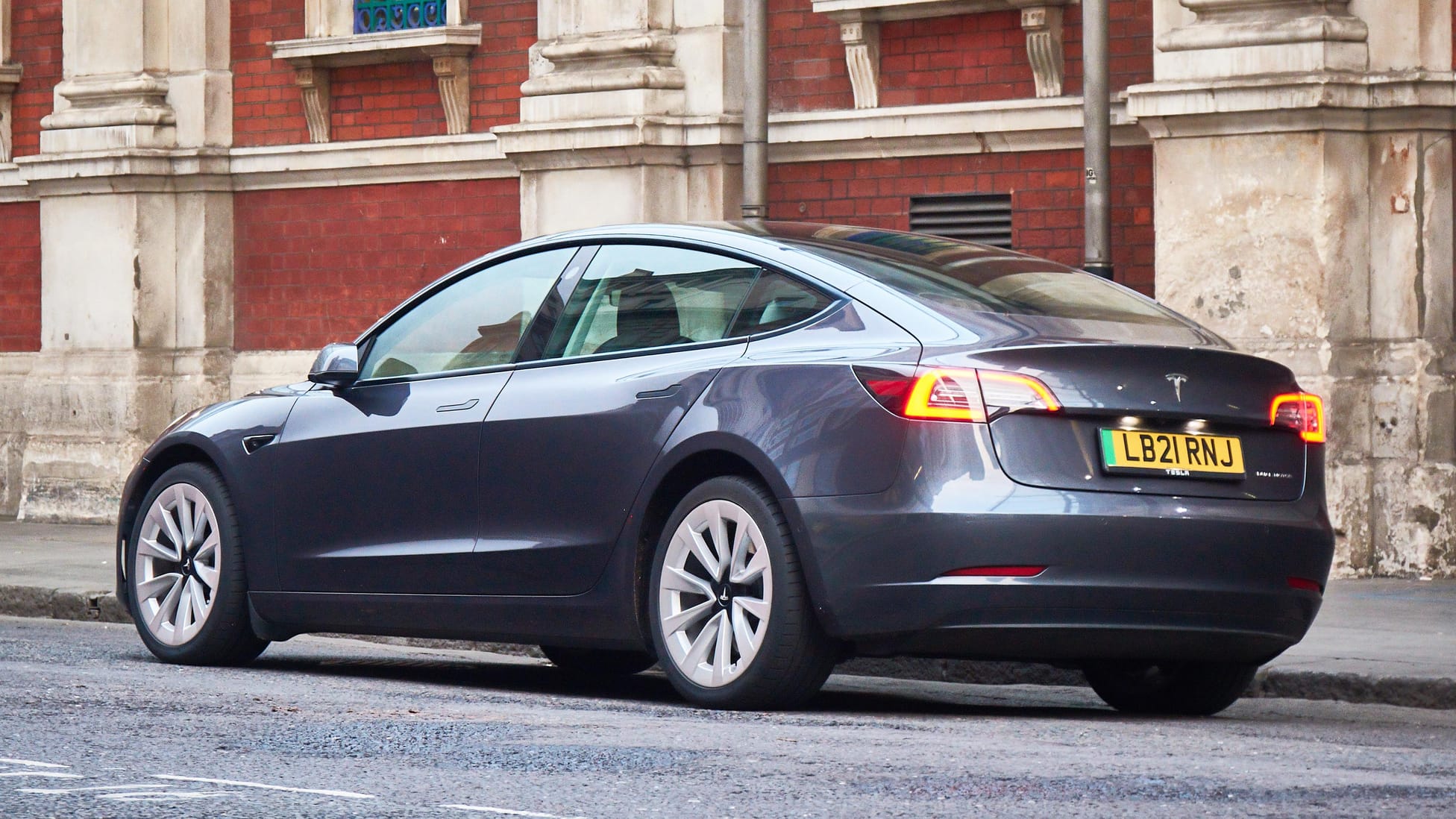 Tesla Model 3 - long-term review - Report No:3 2026 | Top Gear