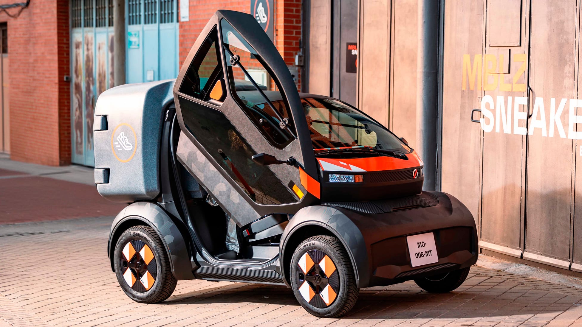 The Twizy is back! But now it's a city runaround from Mobilize | Top Gear