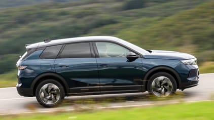 Vauxhall Grandland Review 2025 | Top Gear