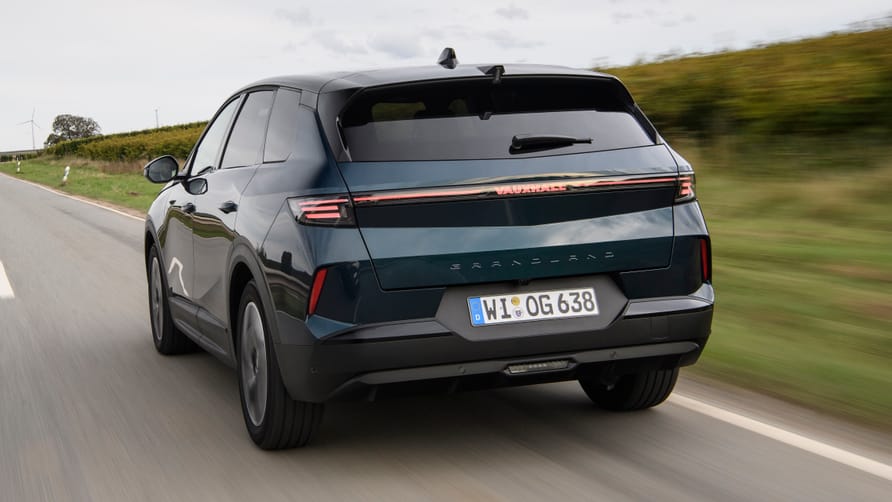 Vauxhall Grandland Review 2025 | Top Gear
