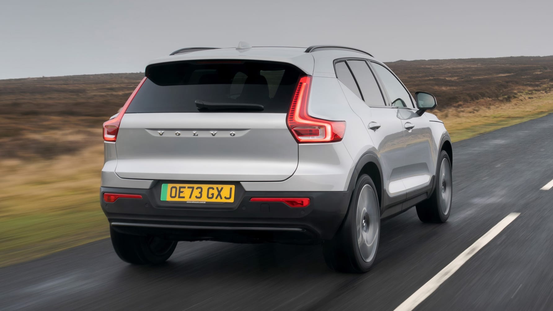 Volvo EX40 Driving, Engines & Performance | Top Gear