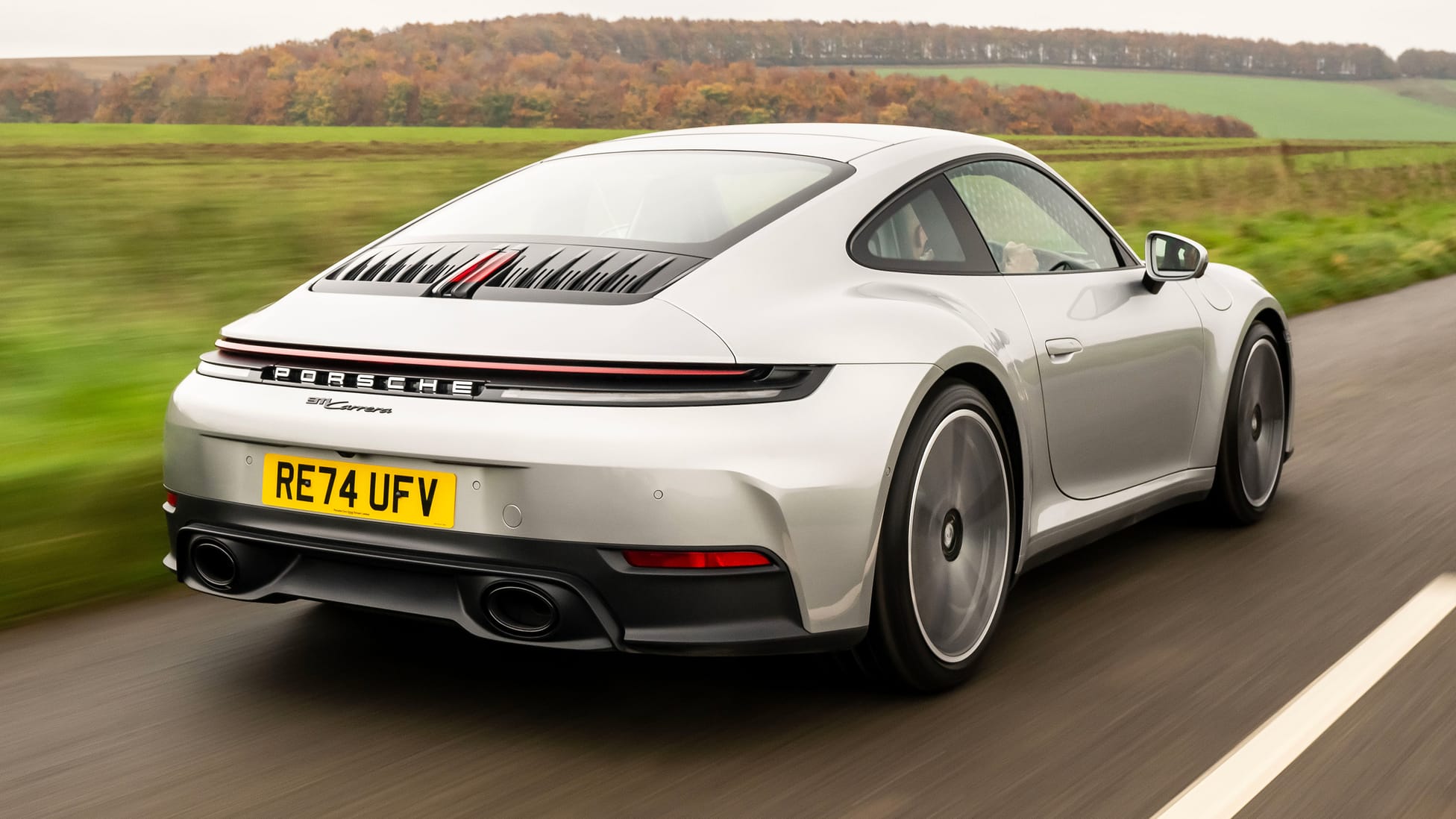 Porsche 911 Interior Layout & Technology | Top Gear