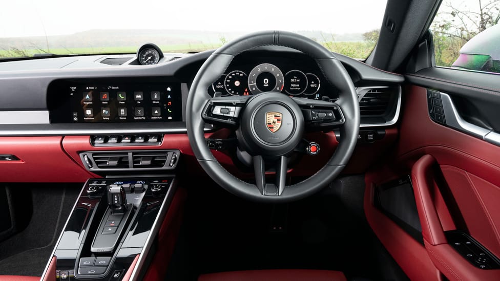Porsche 911 Interior Layout & Technology | Top Gear